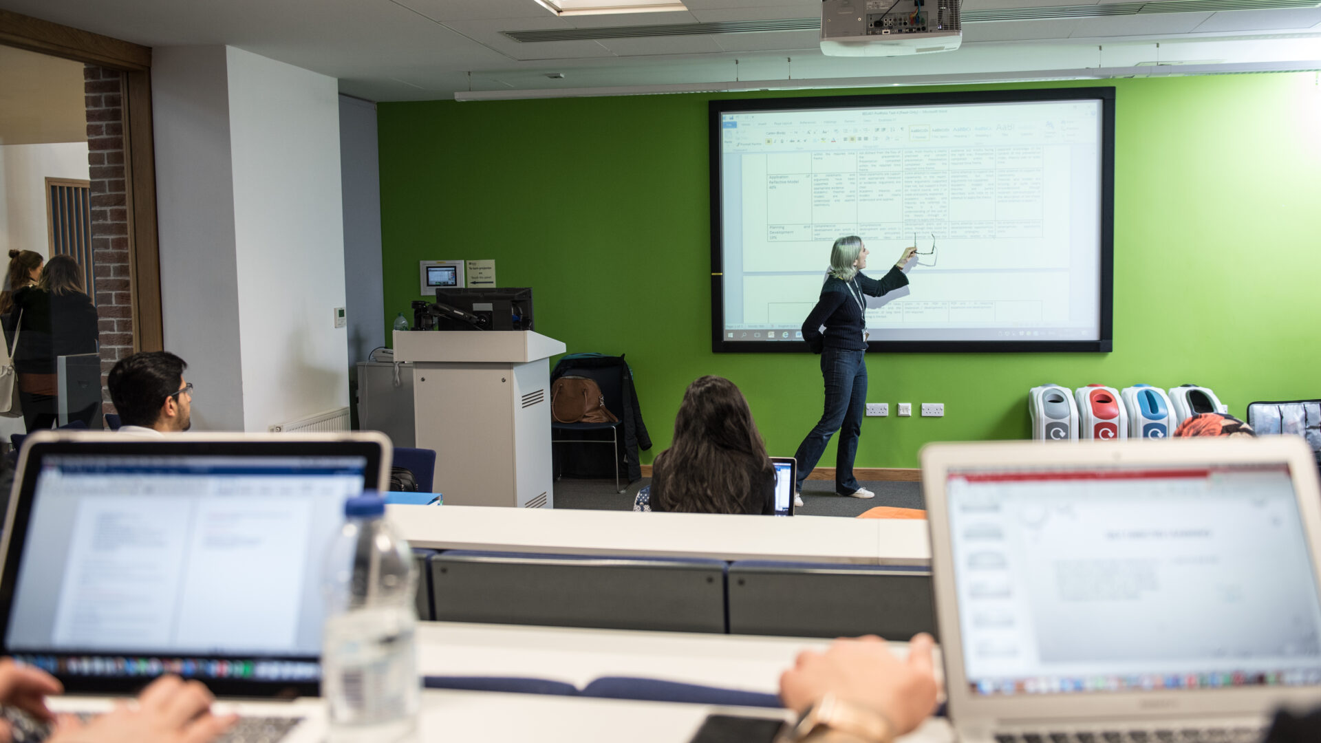 Business Management Top-Up Degree BA (Hons) (September 2024) Business Management Top-Up Degree BA (Hons) (September 2024)